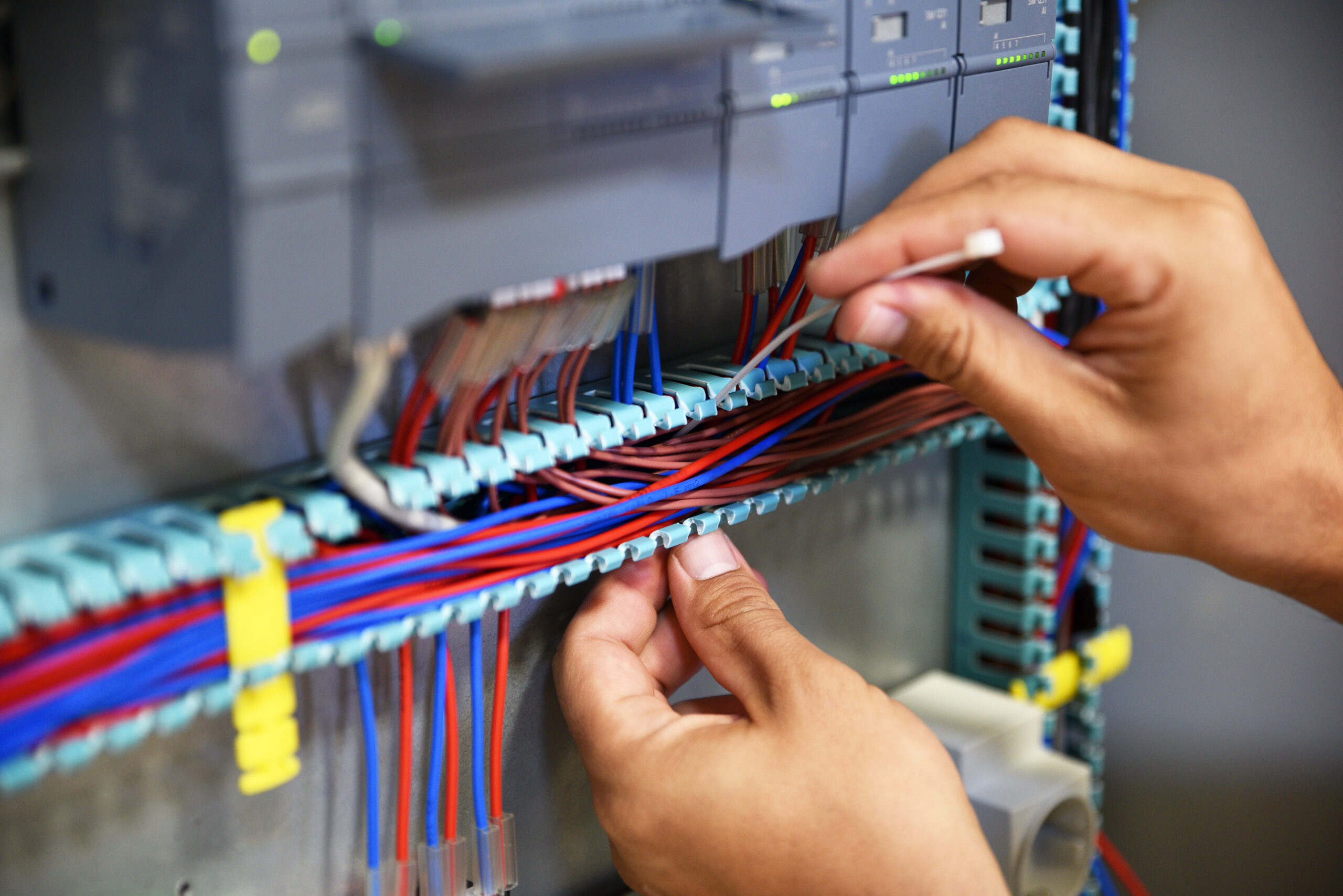 Electrical Careers in Georgia: Training, Skills & Career Paths - Helms ...